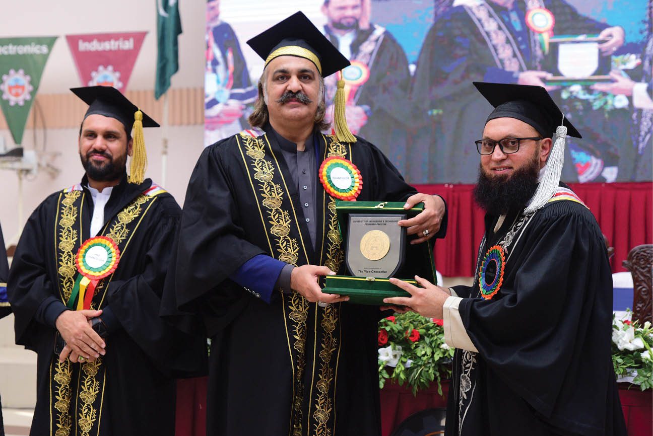 CM-KP awards degree at UET Peshawar convocation – NABA NEWS